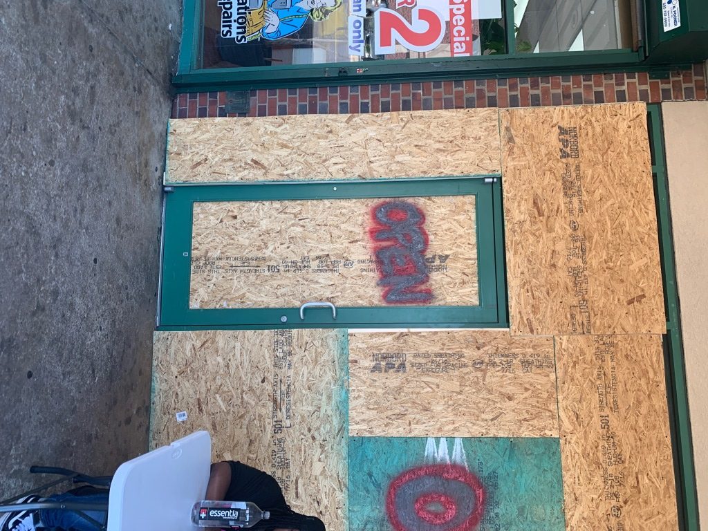 storefront board up - Emergency Glass Board Up